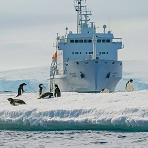 How to choose a small ship cruise