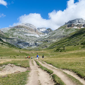Aisa Valley vacations in the Pyrenees