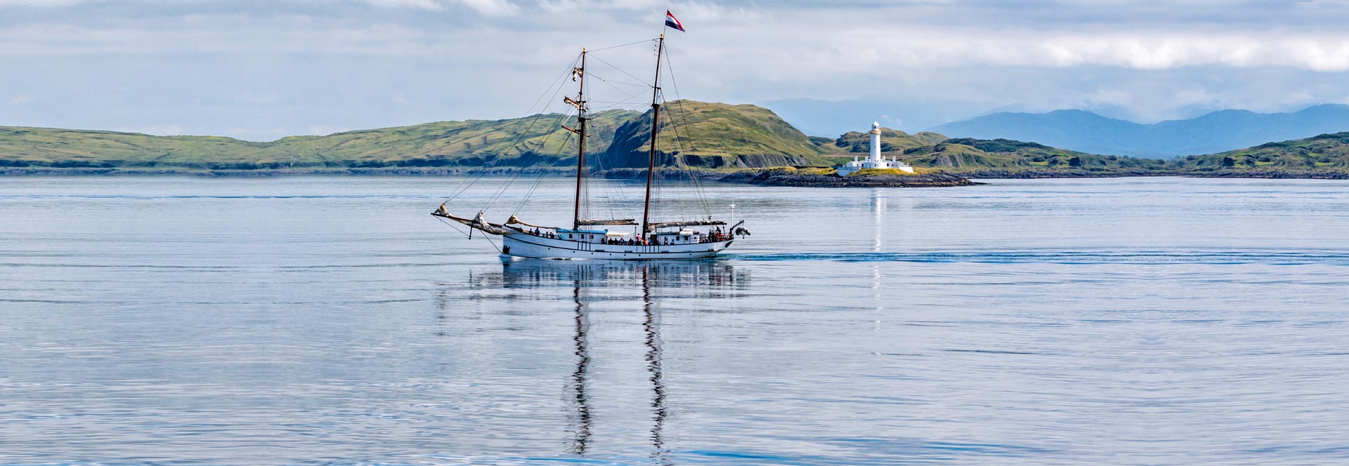 Small ship cruising in Scotland guide